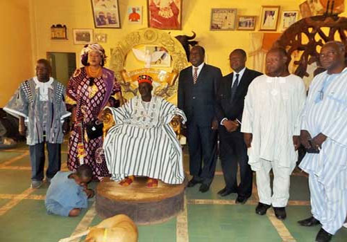 Le Moro Naba donne un conseil à Faure Gnassingbé — Togo Actualite ...